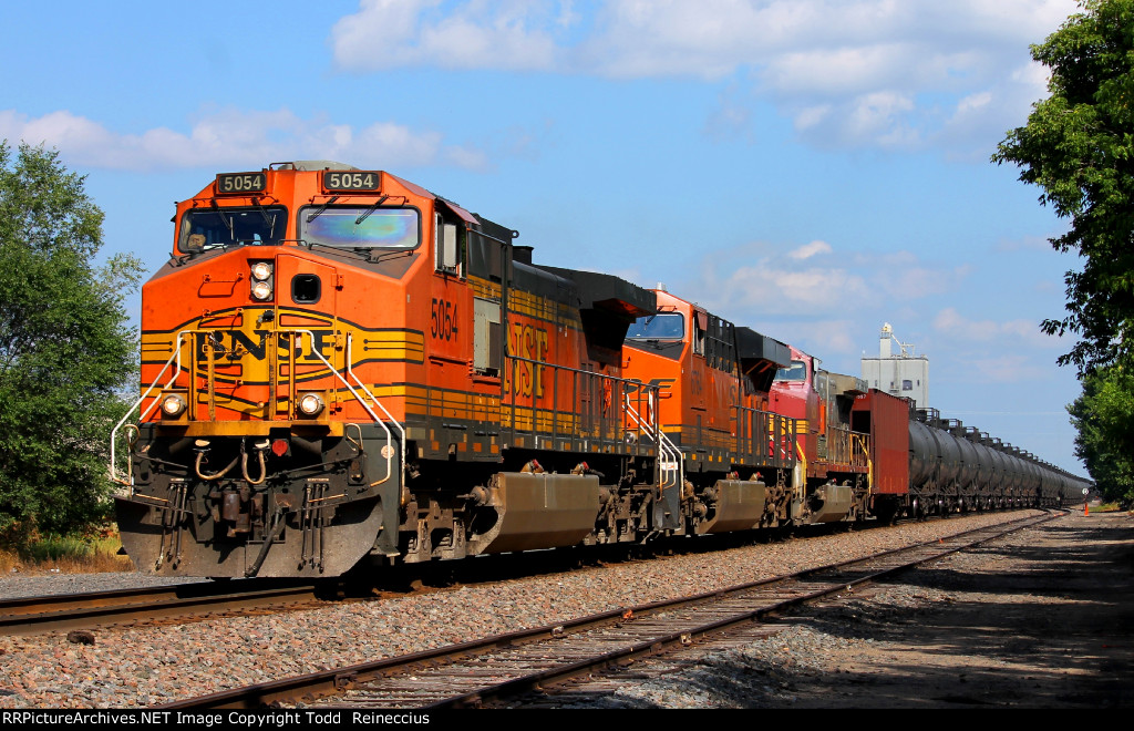 BNSF 5054